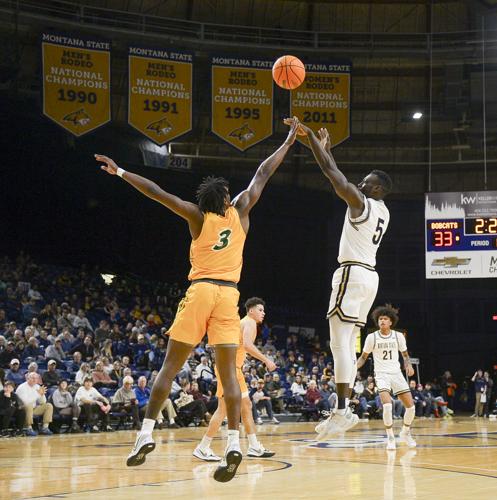 Montana State men's basketball beats NDSU | Gallery ...