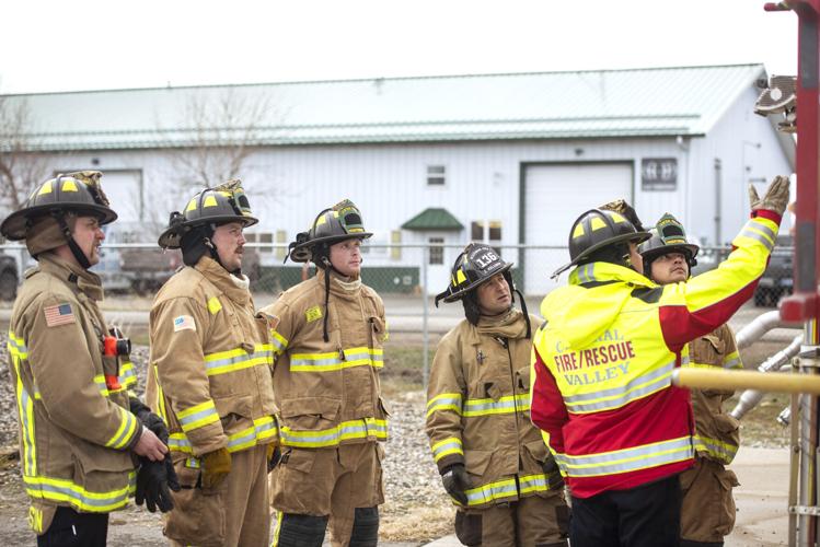 'Crawl, walk, run': New firefighter academy begins hands-on training in ...