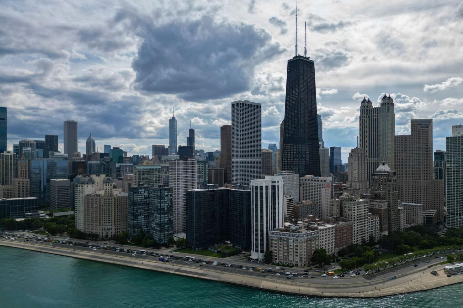 7 killed and dozens injured following series of weekend shootings in ...