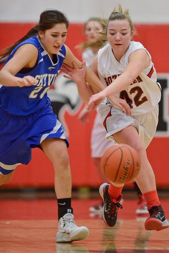 Hawks girls top Skyview | Prep Hoops | bozemandailychronicle.com