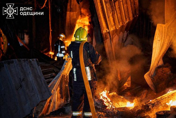 Ukraine hits key Russian oil-loading port and 3 'shadow fleet' tankers ...