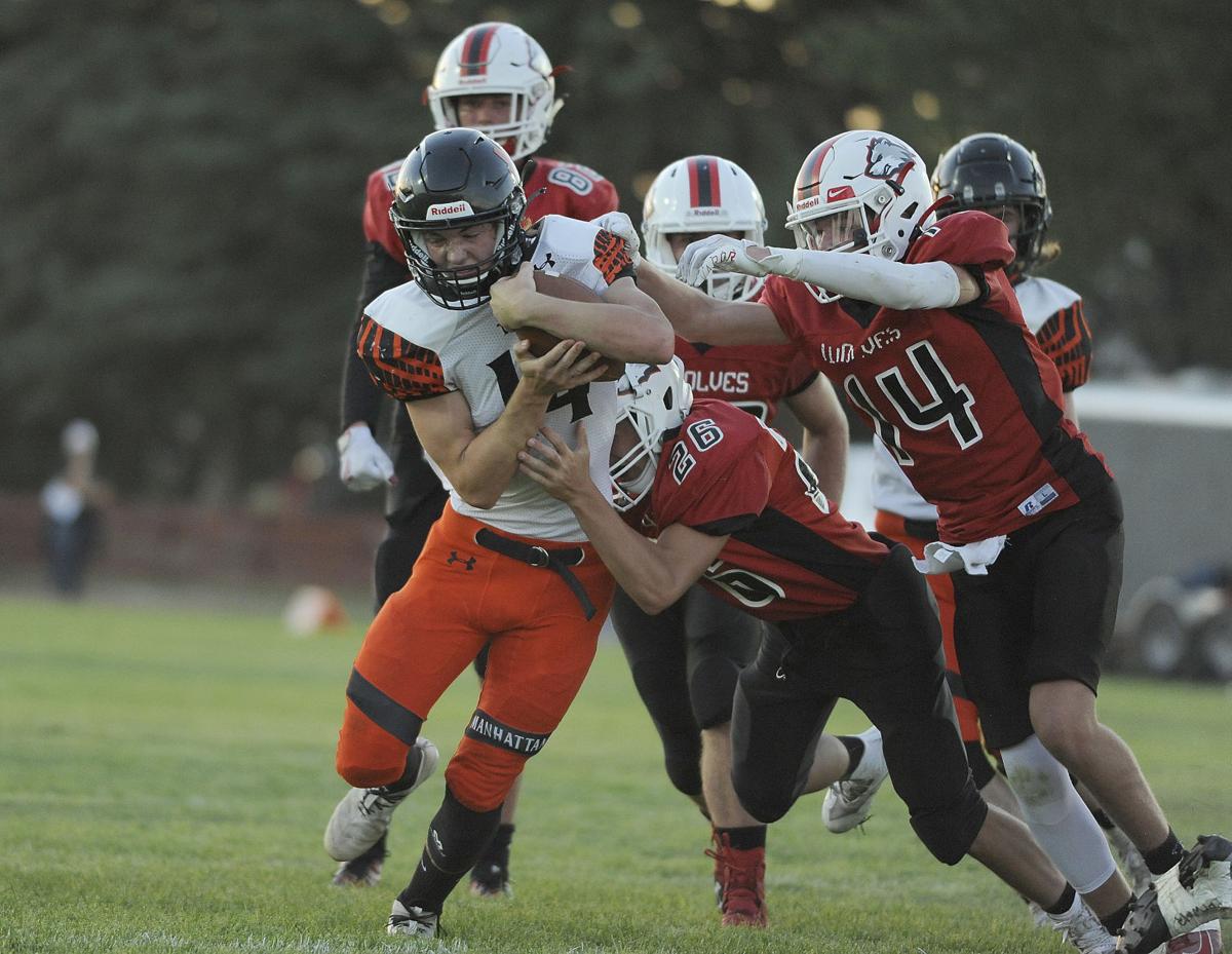 With 5-0 start, Manhattan football hungry for another state title ...