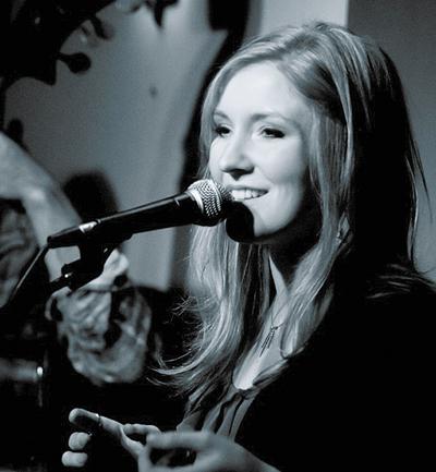 Kelly Ash: From New York to the Ellen with fresh sounds | Go ...