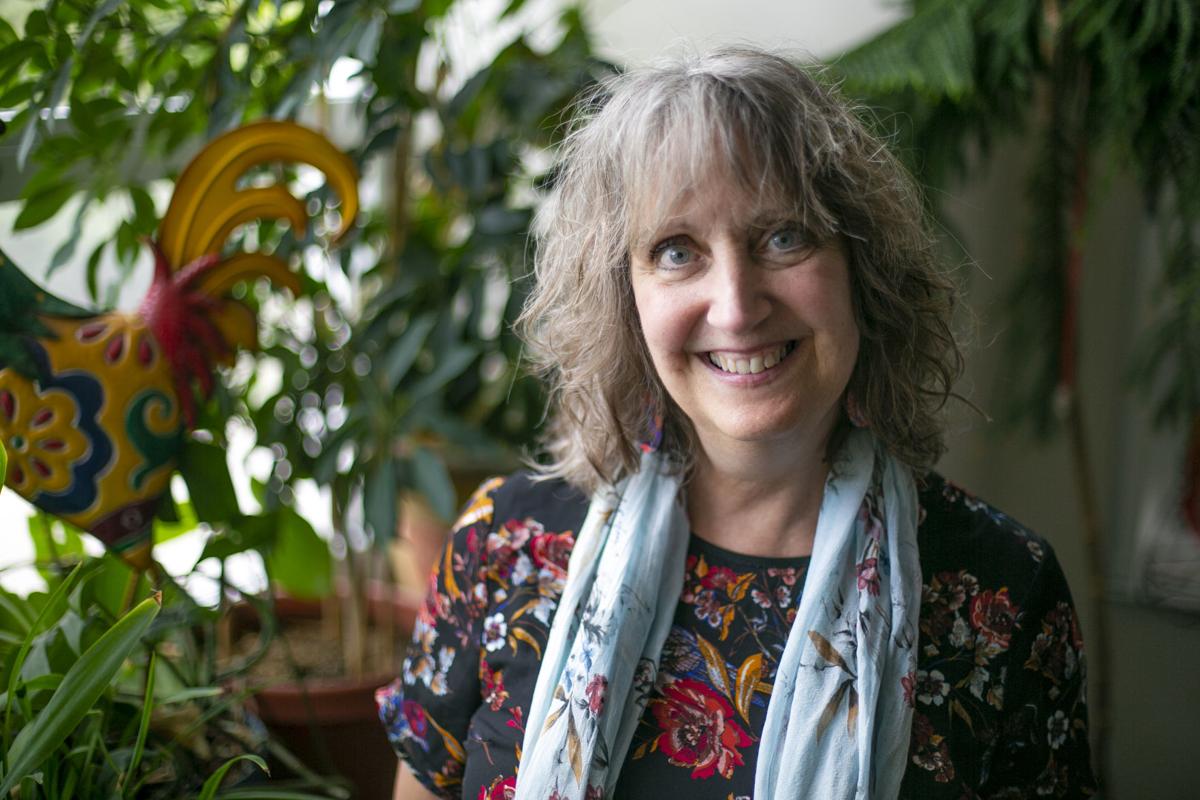 Retiring Hawthorne teacher has loved seeing spark of wonder in kids ...