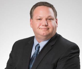 State senator charged with reckless driving, obstructing a peace ...