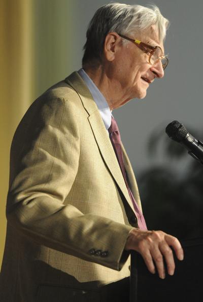Computer pioneers to receive awards at MSU’s E.O. Wilson talk | News ...