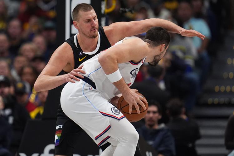 Nikola Jokic returns from knee injury to lead Nuggets past Clippers ...