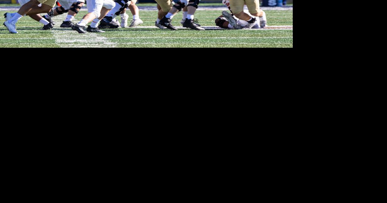 How David Alston's second-quarter strip sack sealed the game against ...