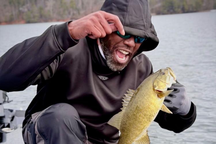 Randy Moss is cancer-free and angling for the next big catch in pursuit ...