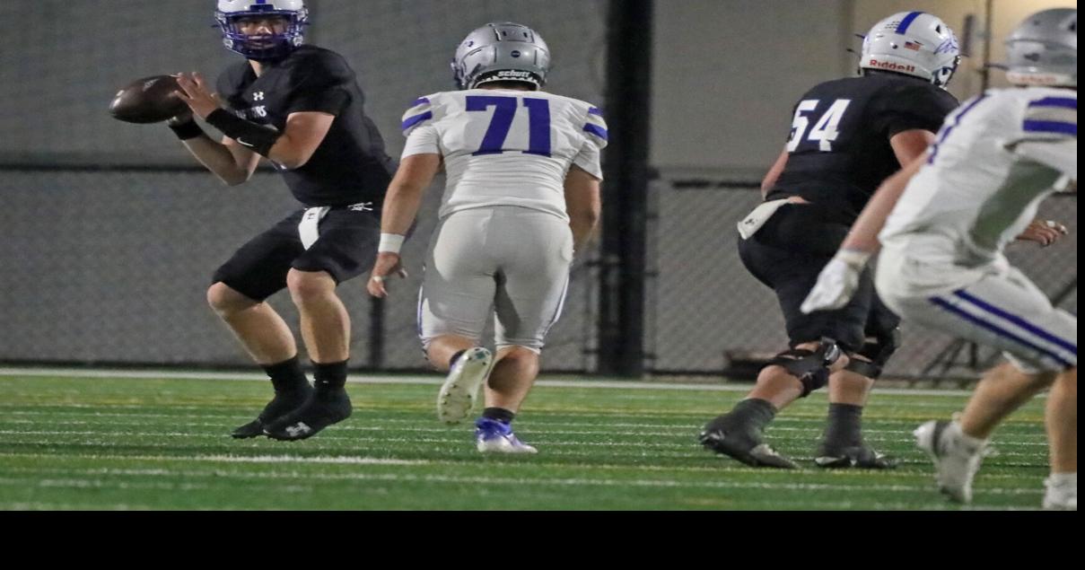 QB Samuel Litzen and the defensive line starring for Gallatin High ...