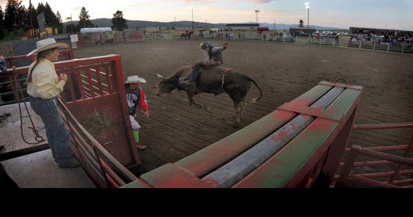 Rodeo contestants entertain guests during summer series | News ...