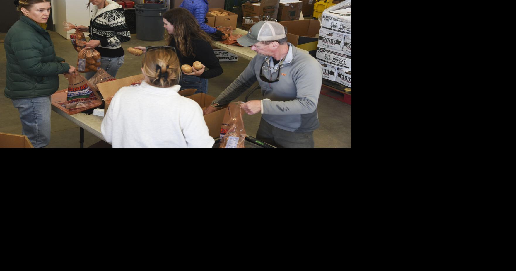 Turkey by turkey: Food bank closing in on goal for Thanksgiving meal ...