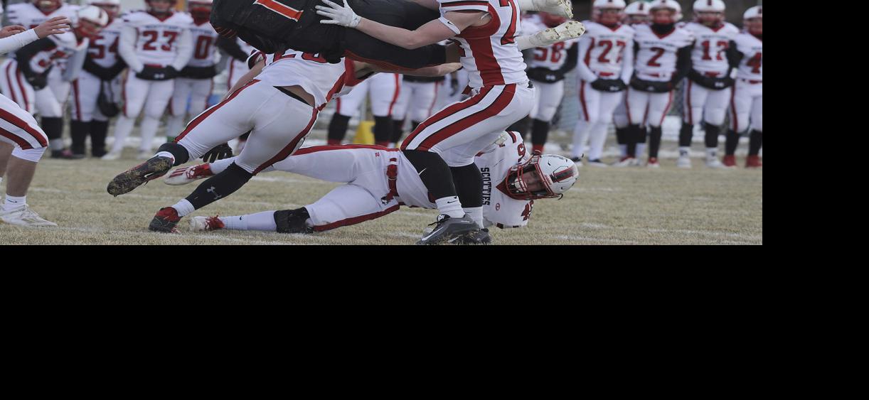 Manhattan football cruises to state championship berth | Prep Football ...