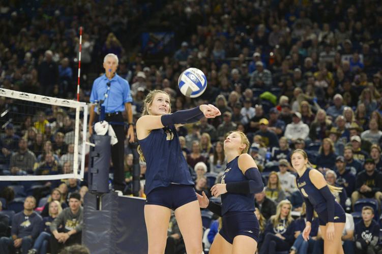 Montana State volleyball takes control of Main Line Trophy with four ...