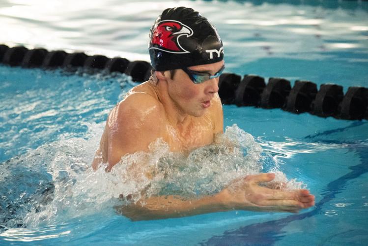 Bozeman boys swimmers encourage each other to be great in and out of ...