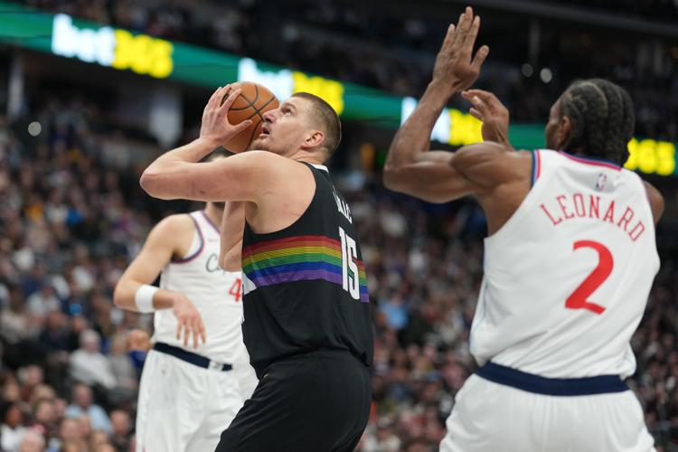 Nikola Jokic returns from knee injury to lead Nuggets past Clippers ...