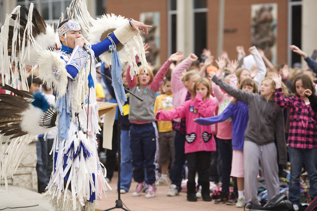 'Good Medicine': The story of Supaman and his full Crow regalia began ...