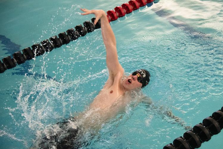 Bozeman boys swimmers encourage each other to be great in and out of ...