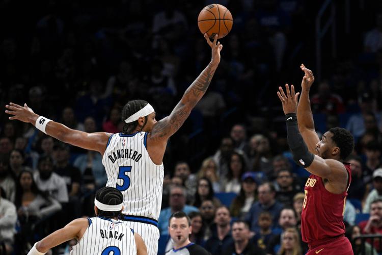 Donovan Mitchell scores 36 points in Cavaliers' 119-105 win over Magic ...