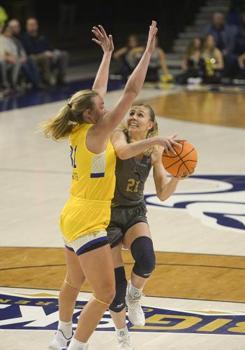 Lexi Deden steps up big in Montana State women's win over South Dakota ...