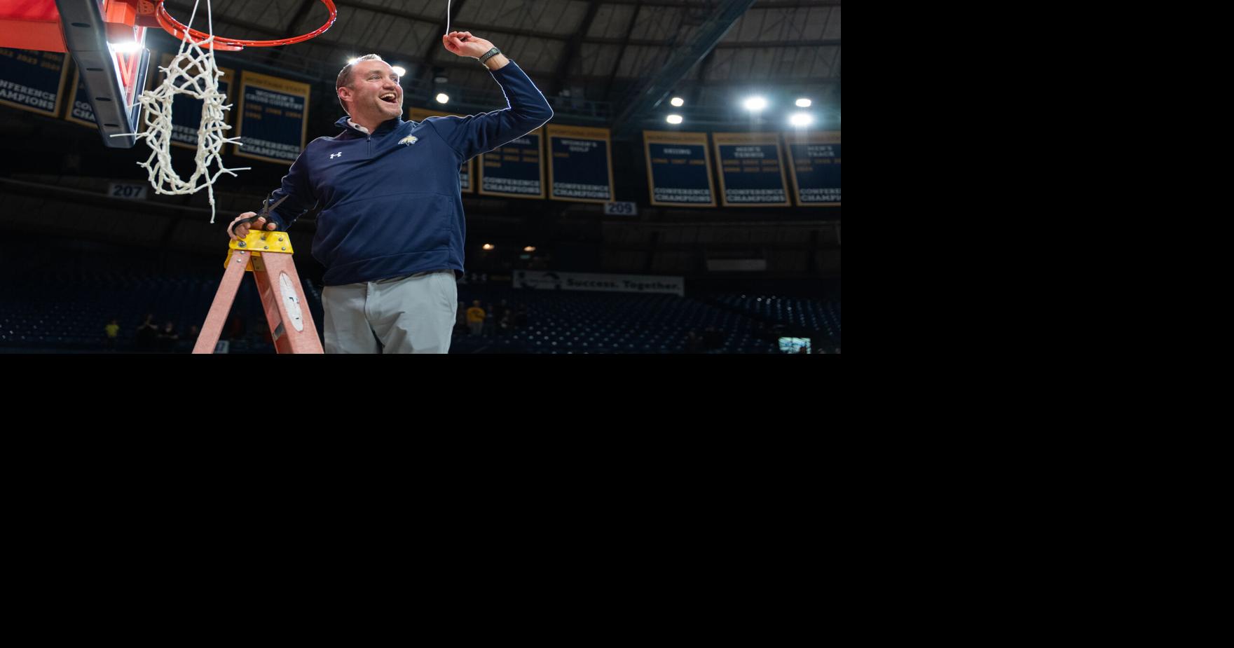 Montana State's Leon Costello wins National Association of Collegiate ...