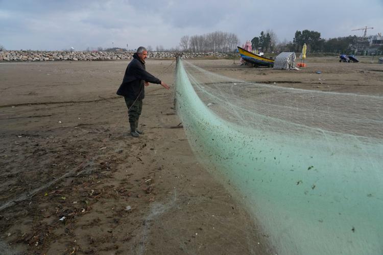 Photos of leisure and commerce along Iran's Caspian Sea coast | World ...