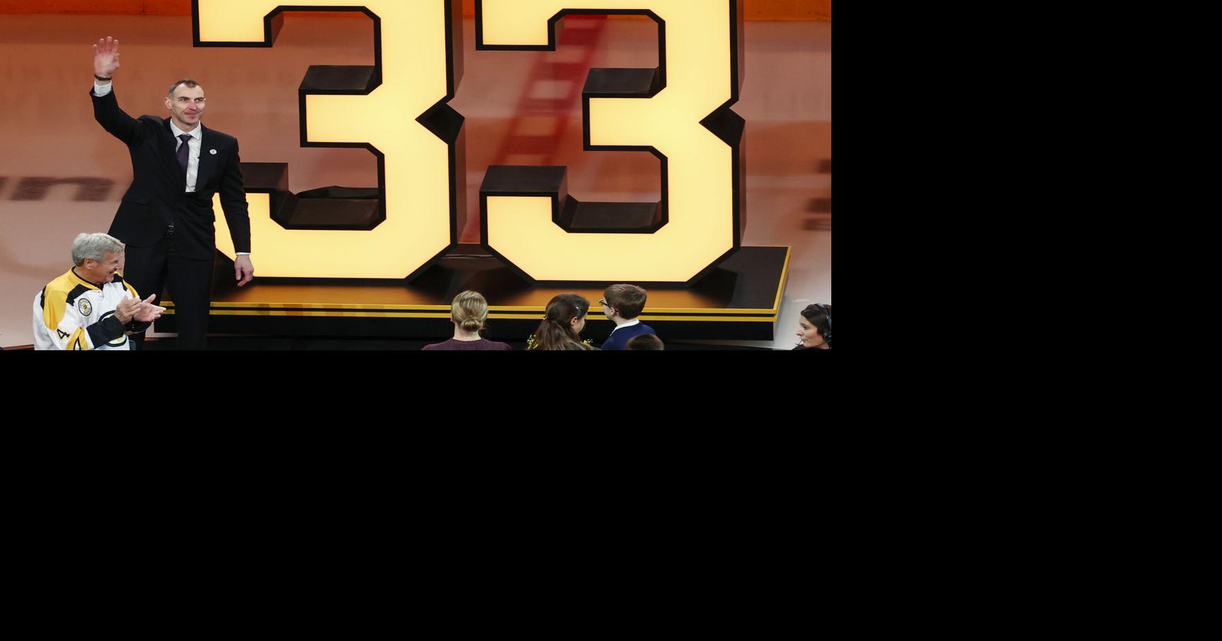 Boston Bruins retire Zdeno Chara's No. 33, honoring the giant ...