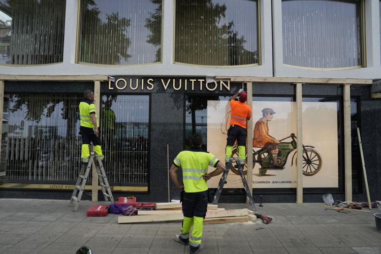 G7 summit at Swiss-French border brings tight security in case violent ...