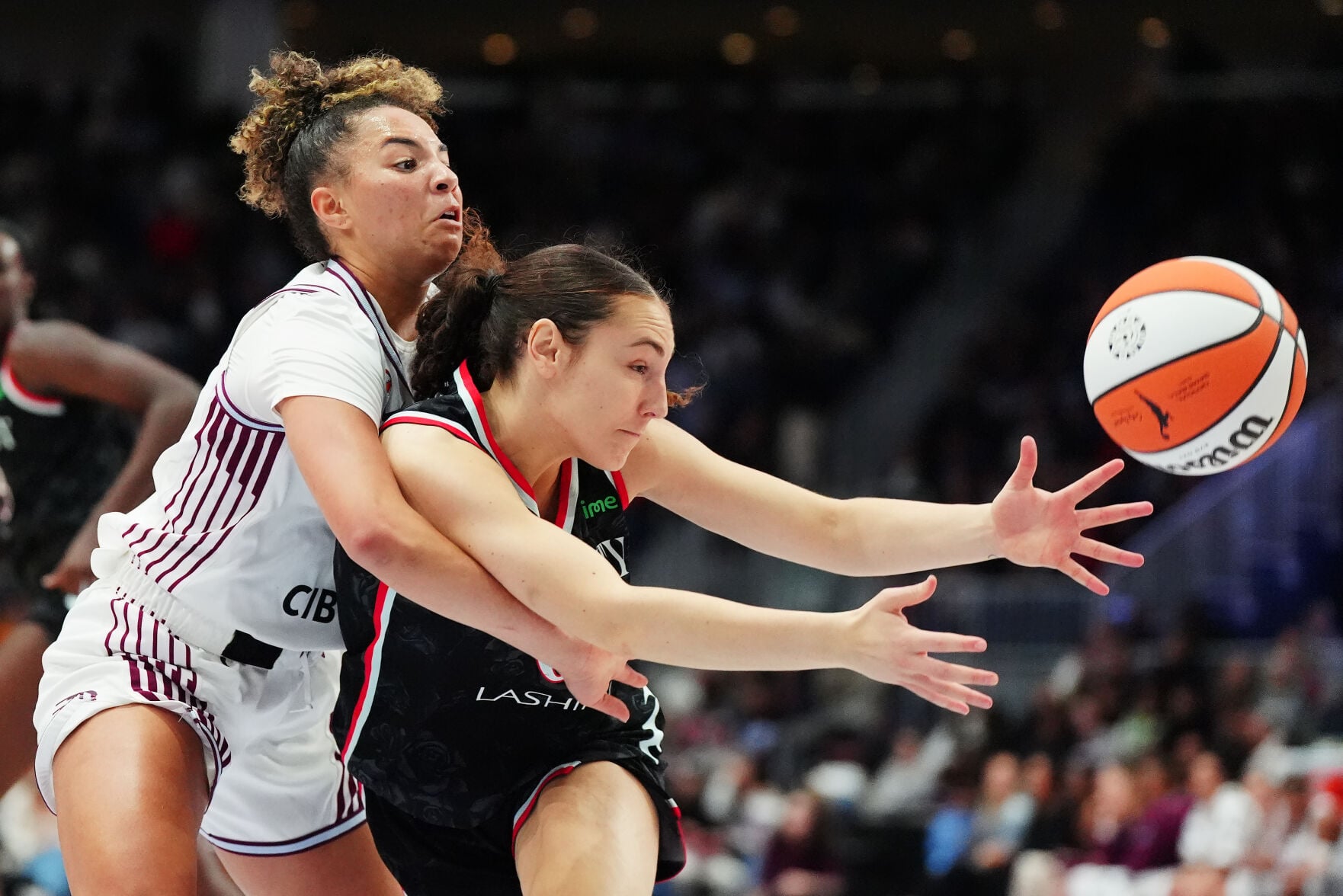 Leite scores 20 and the Fire win third straight with 71-61 victory over ...