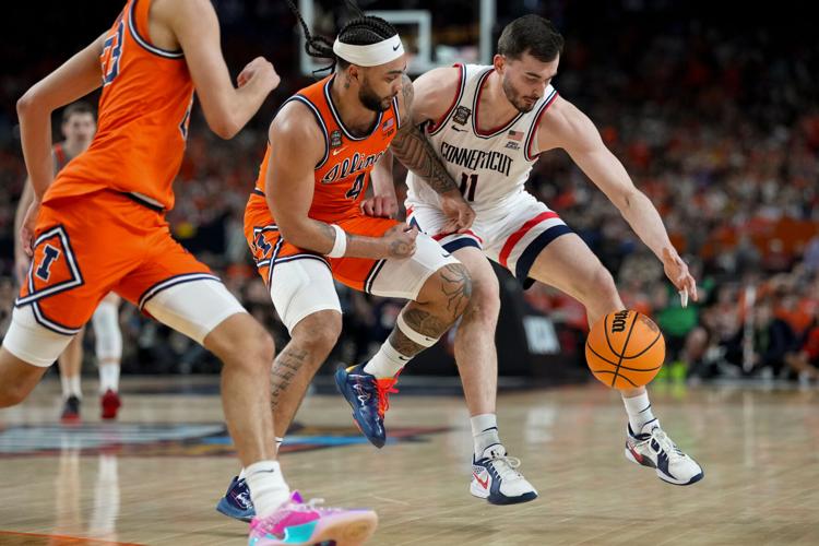UConn's Alex Karaban started his career with 2 NCAA titles. He'll close ...