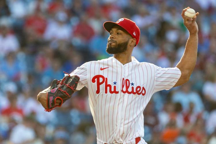 Sánchez fans 9 in 7 innings, becomes 1st starter to reach 10 wins in 8 ...