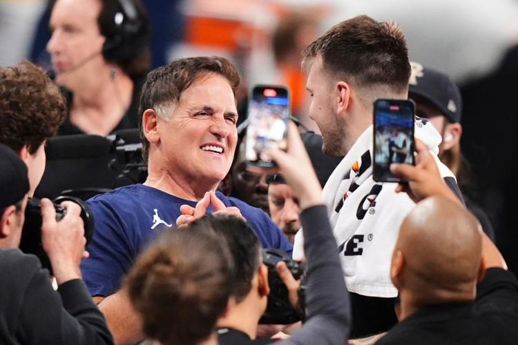 Mark Cuban's financial support has helped transform Indiana's football ...