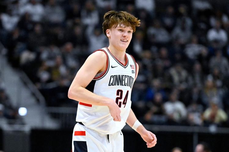 Newcomers fitting in for top-ranked UConn women and No. 3 UConn men's ...