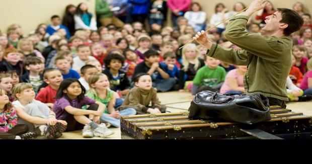 Actors teach Irving School students: Shakespeare can be foolish and fun ...