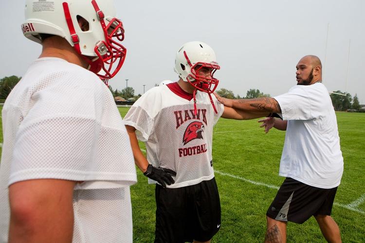 Hawk football takes the field | Prep Football | bozemandailychronicle.com
