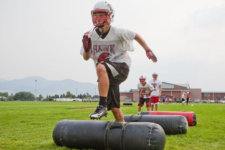 Hawk football takes the field | Prep Football | bozemandailychronicle.com