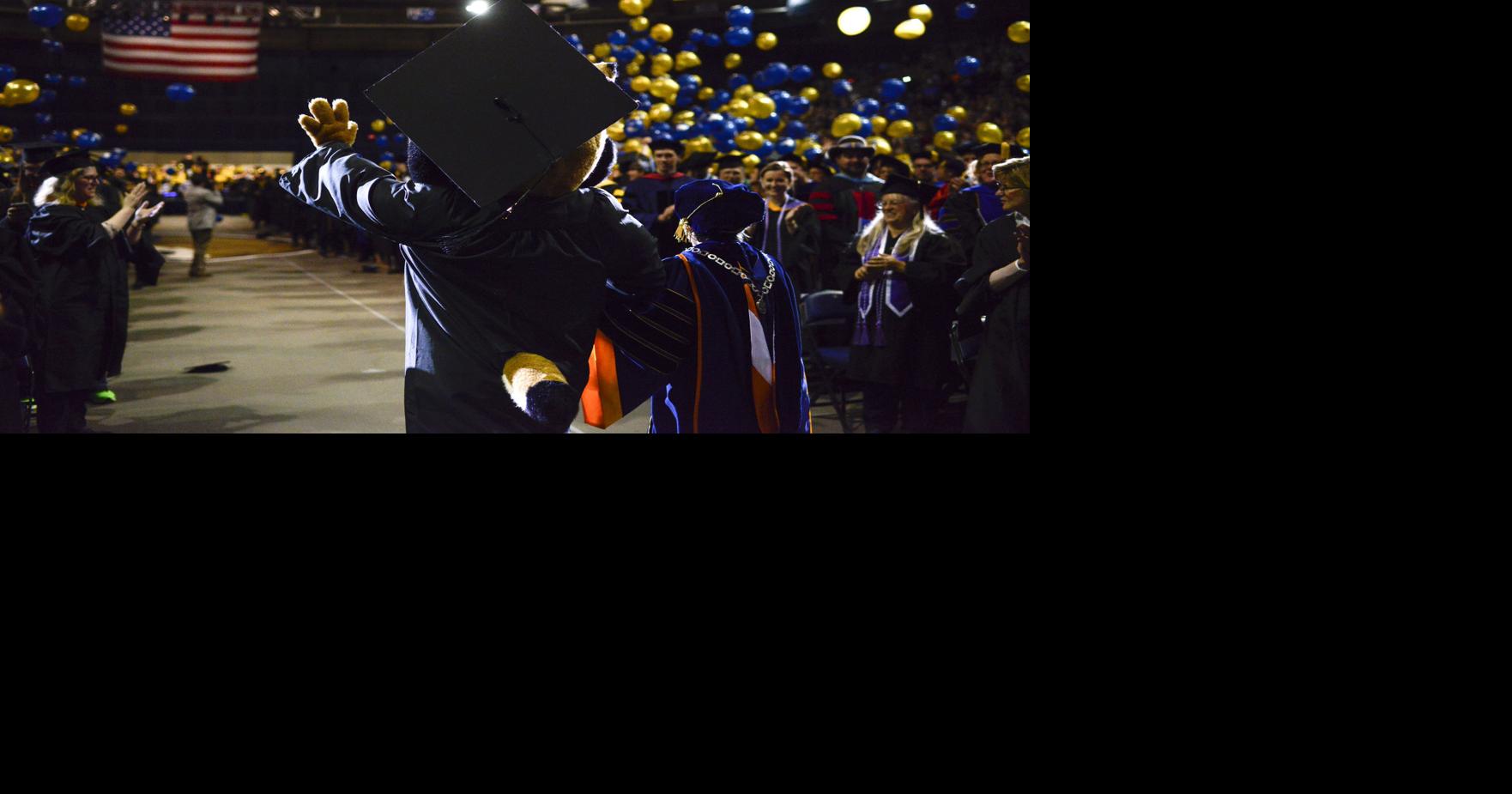 Photo Gallery: MSU Fall Graduation | Bozeman | bozemandailychronicle.com