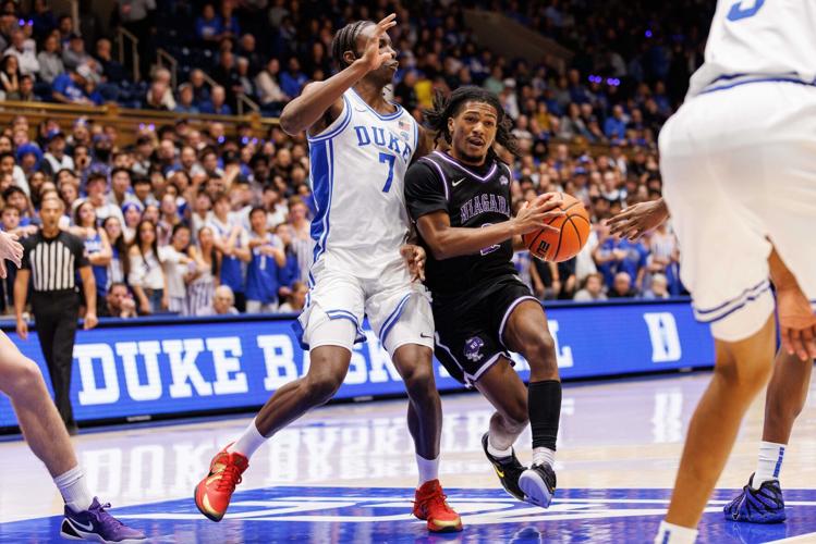 No. 5 Duke routs Niagara 100-42 to stay unbeaten | Sports ...