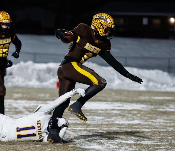 Helena Capital's Tom Carter commits to Montana State for football ...