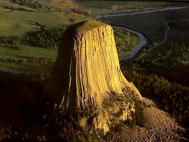 Wyoming's Devils Tower sways, University of Utah study finds | News ...