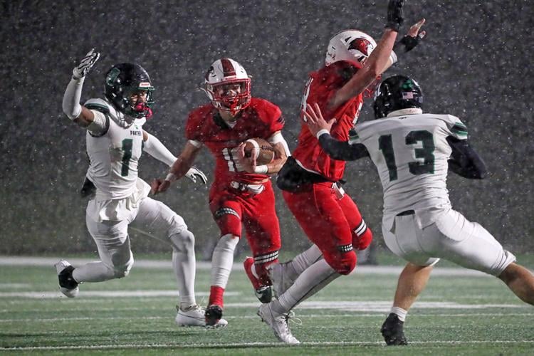 Bozeman football defeats Belgrade, now controls own destiny for playoff ...