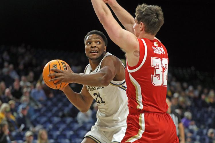 Defense comes up short in Montana State's two-point loss to Denver ...