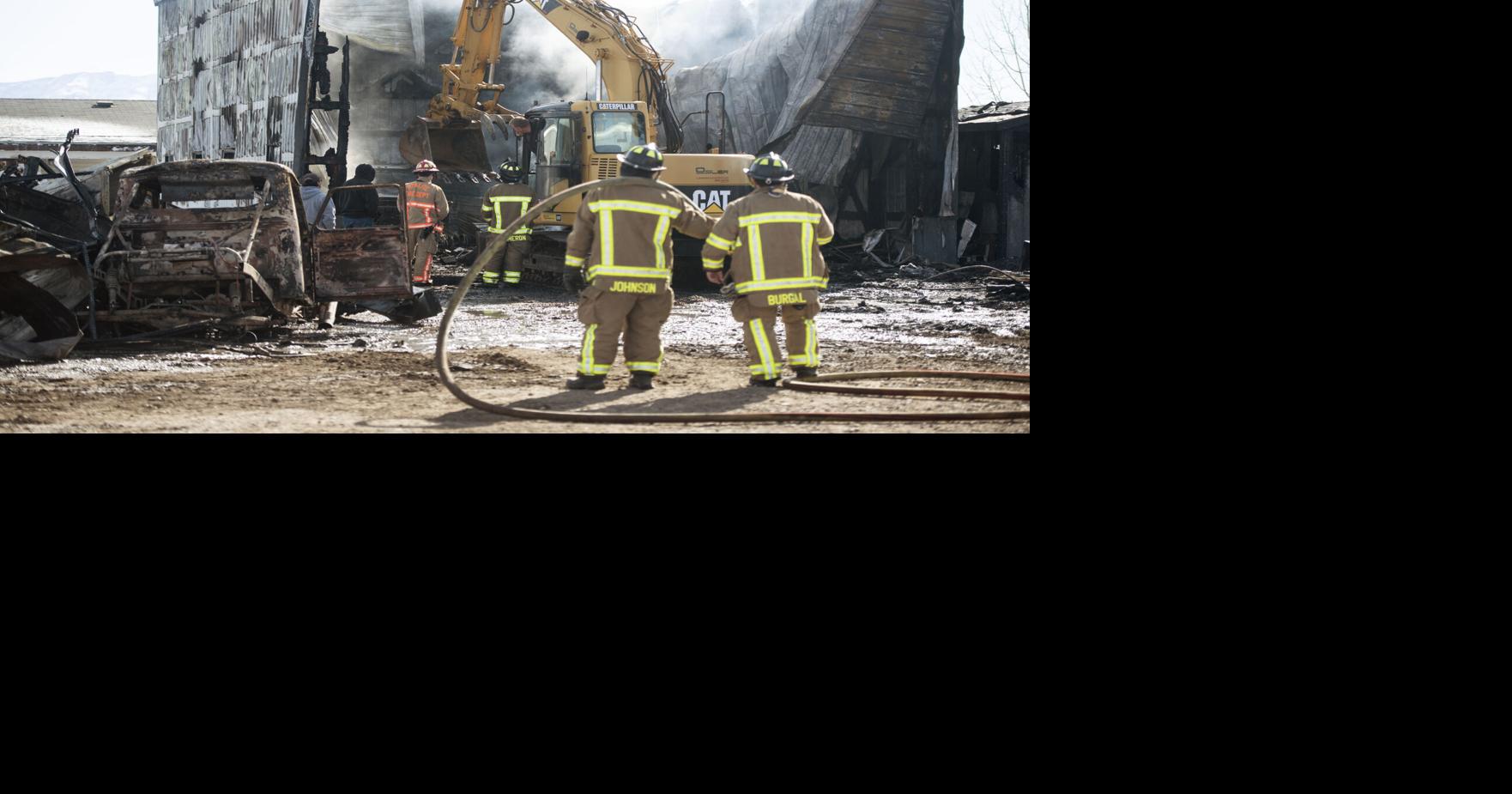 Fire burns shop building in Belgrade on Wednesday morning | Crime and ...