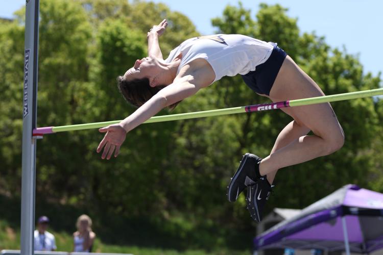 Bozeman's Lucy Corbett reaching new heights despite injury for Montana ...