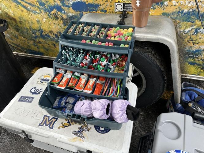 Crowds fill out historic Montana vs Montana State matchup | Game ...