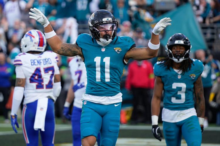 Josh Allen leads Bills over Jags 27-24 for Buffalo's first road playoff ...