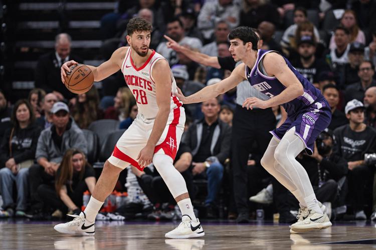 Schroeder hits late 3 in OT as Kings stun Rockets 125-124 | Sports ...