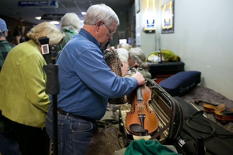 Old-Time Fiddle Fest | Featured | bozemandailychronicle.com