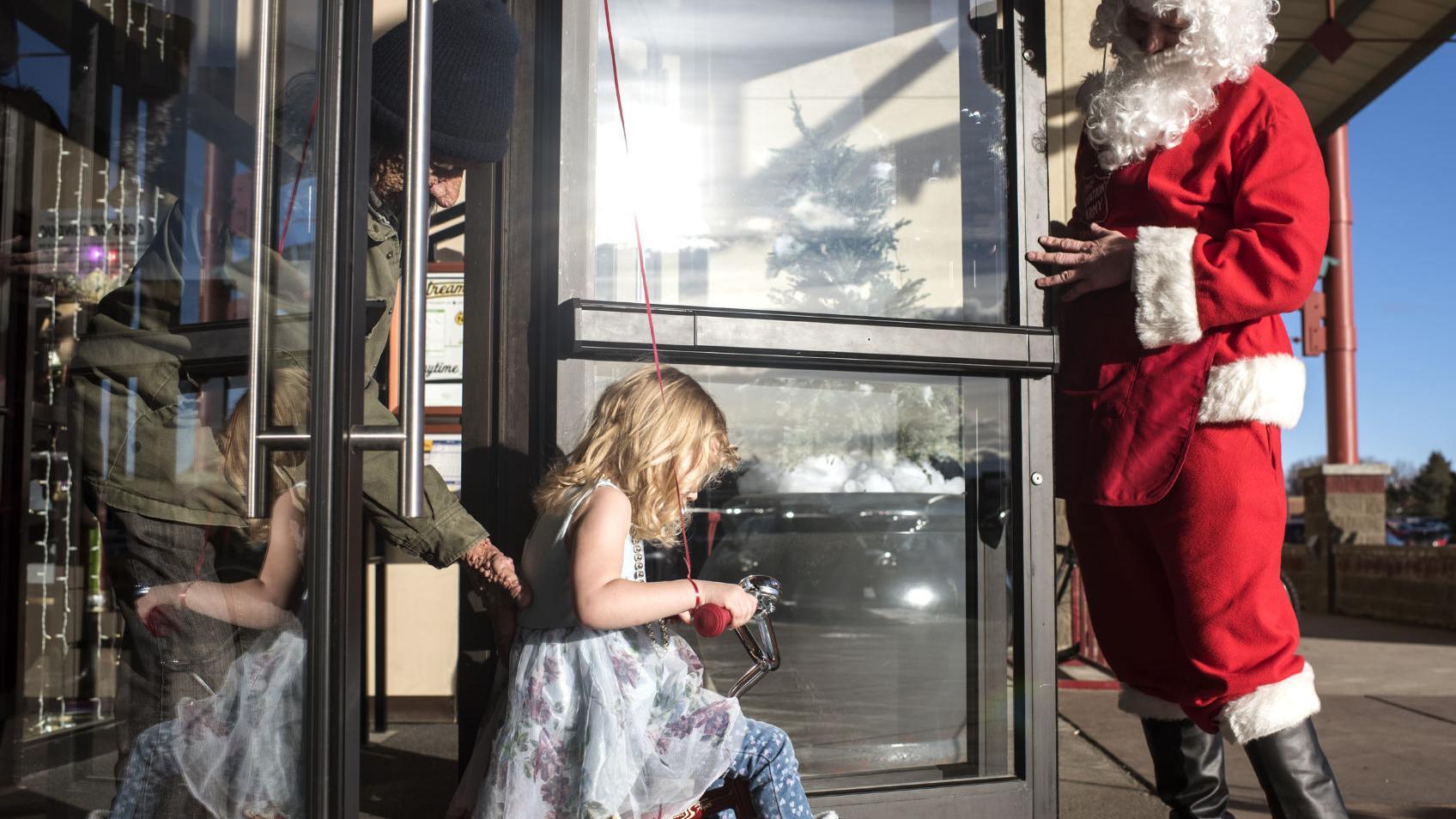 Everyday People: Salvation Army bell ringer puts smiles on shoppers' faces