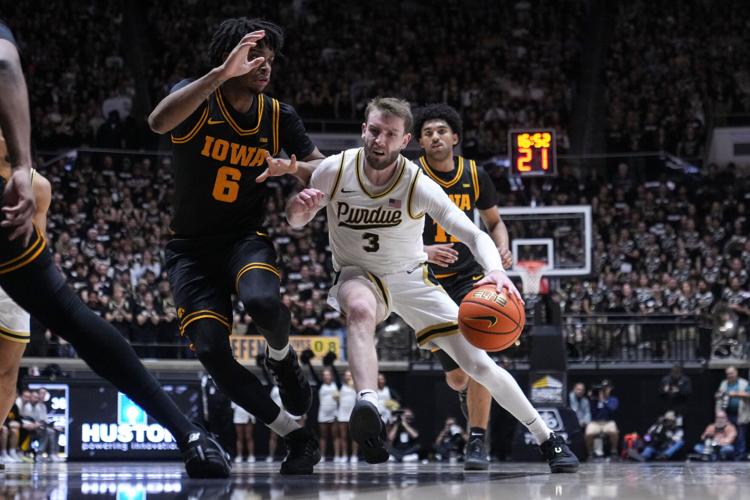 Braden Smith rebounds from sluggish 1st half to help No. 5 Purdue find its footing in win over ...